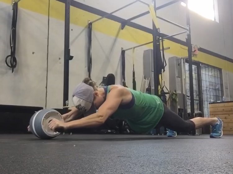 Do Better Pull-Ups With These 5 Core Exercises - Meghan Callaway